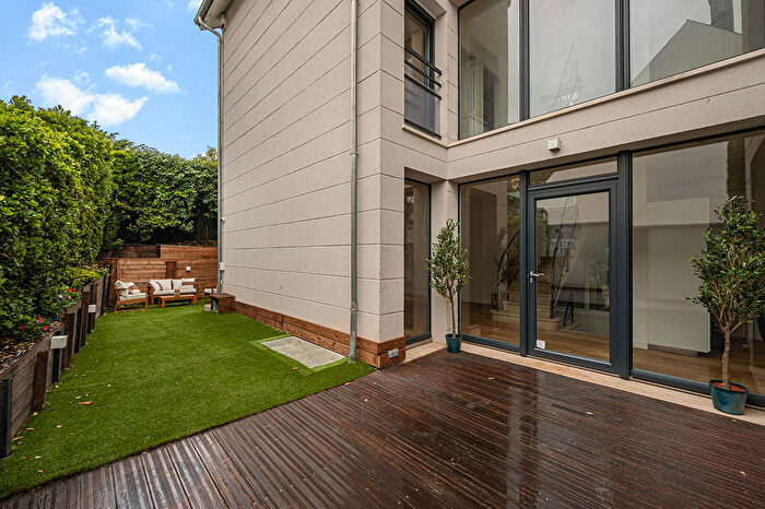 Maison 7 pièces à vendre à Clamart, Galvents, Corby