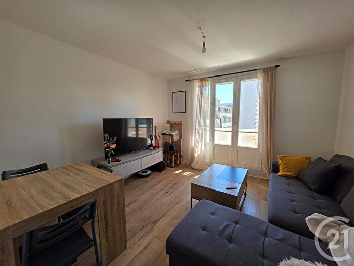 Appartement 3 pièces à vendre à Besançon, Palente, Orchamps, Saragosse, Vaîtes