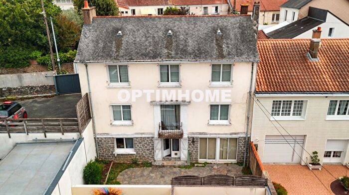 Cholet, Gambetta - Maison 6 pièces à vendre