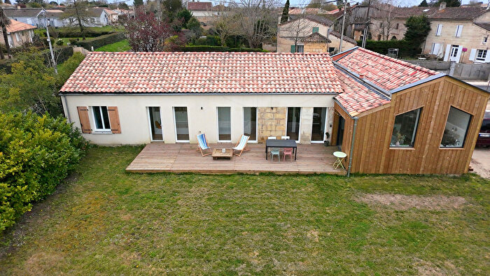 Saint-Germain-du-Puch - Maison 6 pièces à vendre