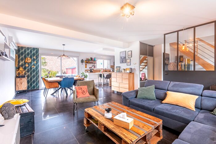 Maison à vendre - Hoymille - 5 pièces - 3 chambres