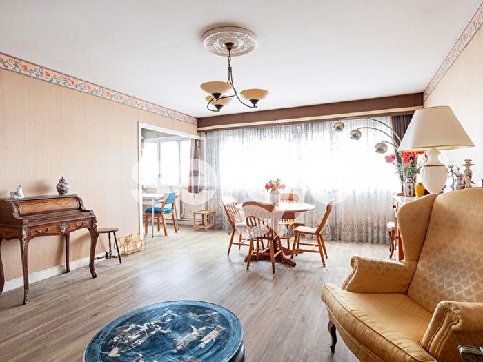 Appartement à vendre - Mons-en-Bar ul, Europe - 4 pièces - 3 chambres