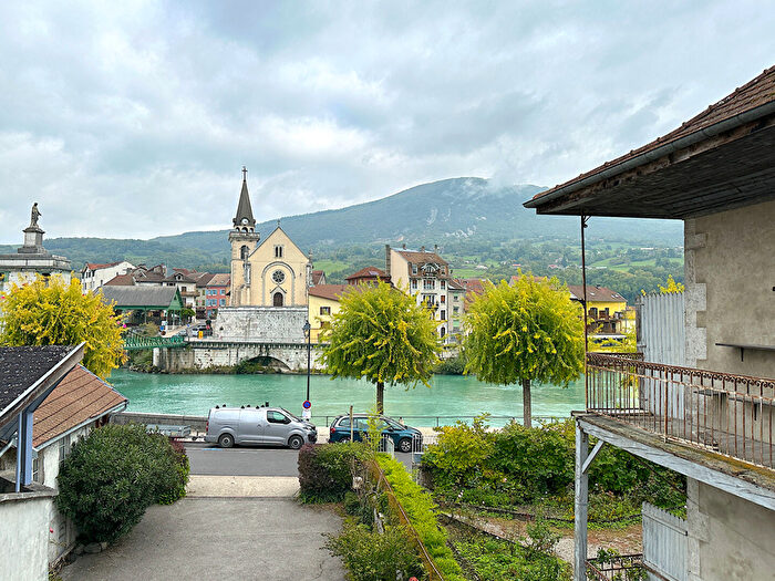 Maison à vendre - Seyssel - 6 pièces - 4 chambres