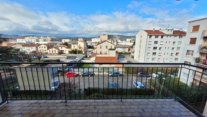 Appartement 4 pièces à Valence, Fontlozier, à louer