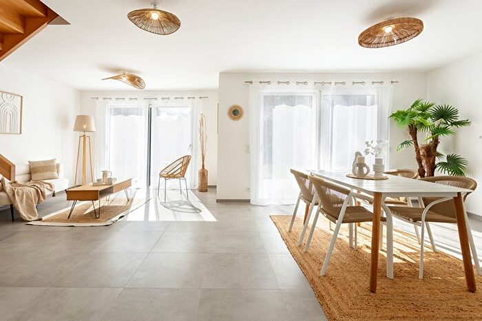 Maison à vendre - Vannes, Gare - 5 pièces - 4 chambres