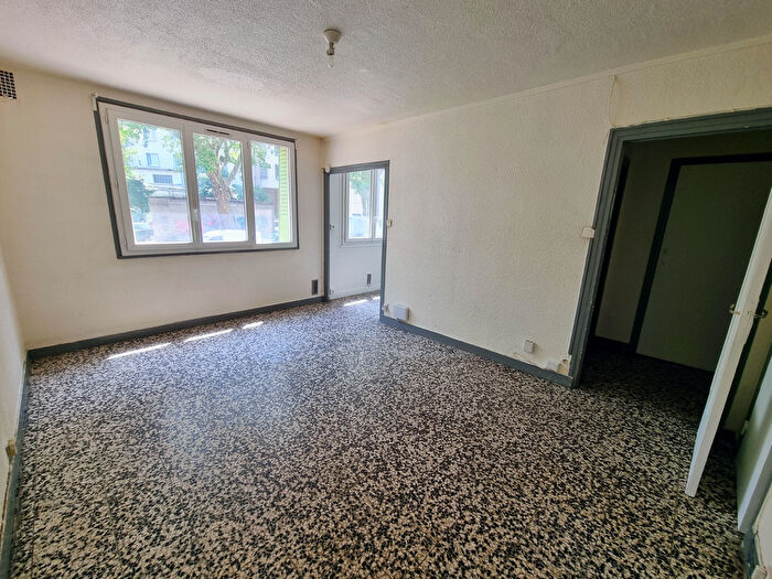 Appartement à louer - Grenoble, La Capuche, Grands Boulevards - 1 pièce