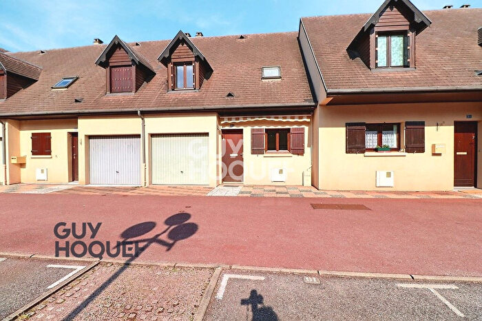 Maison à louer - Bernay - 5 pièces - 3 chambres
