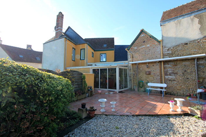Bonnétable : Maison 7 pièces à vendre