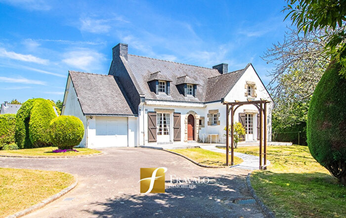 Maison à vendre - Plougoumelen - 7 pièces - 5 chambres