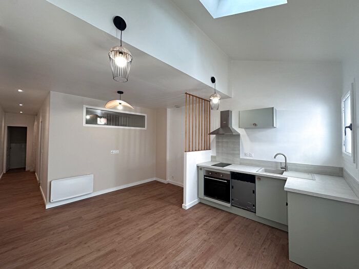 Appartement à vendre - Saint-Jean-Pied-de-Port - 2 pièces - 1 chambre
