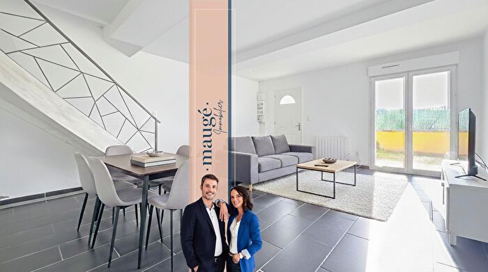 Appartement à vendre - Royas - 3 pièces - 2 chambres