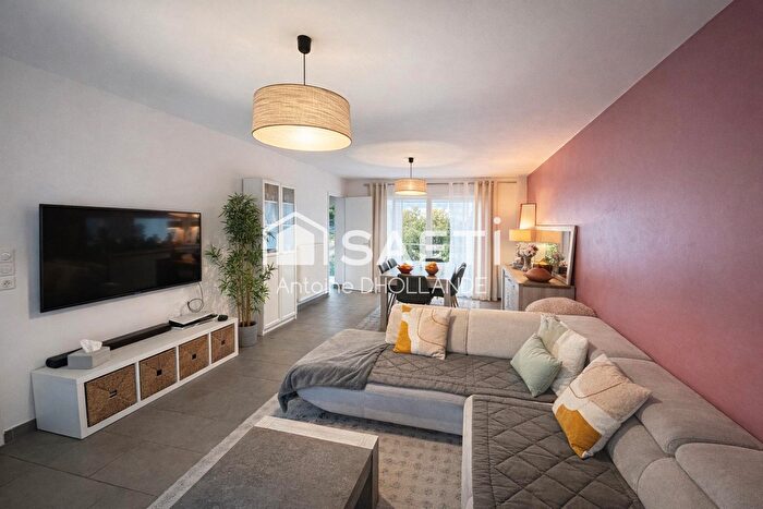 Maison à vendre - Saint-Quentin, Vermandois - 4 pièces - 3 chambres