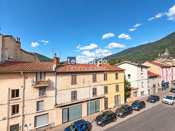 Maisons à vendre et appartements à louer - 3