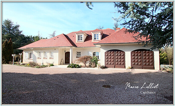 Maison à vendre - Pithiviers-le-Vieil - 12 pièces - 6 chambres