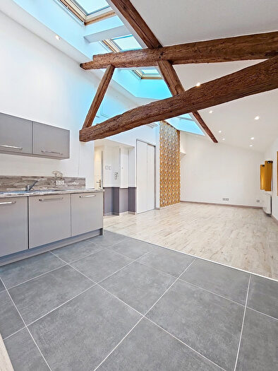 Appartement à vendre - Villefranche-sur-Saône, Centre-ville - 3 pièces - 2 chambres