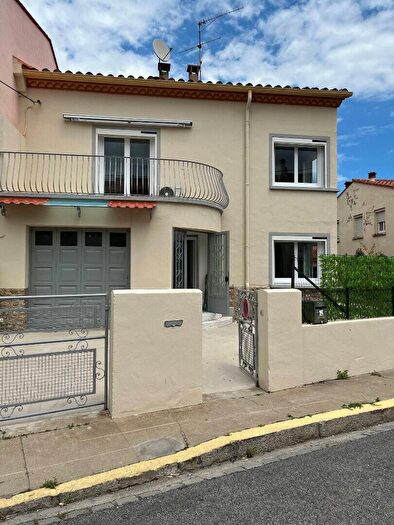 Maison à louer - Les Remparts-Kennedy, Perpignan - 6 pièces - 5 chambres