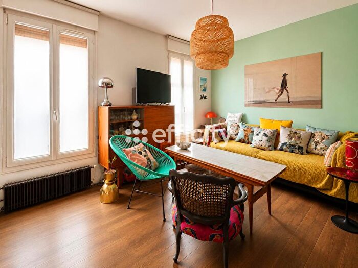 Appartement 2 pièces à vendre - Paris 11ème, Belleville, Saint-Maur