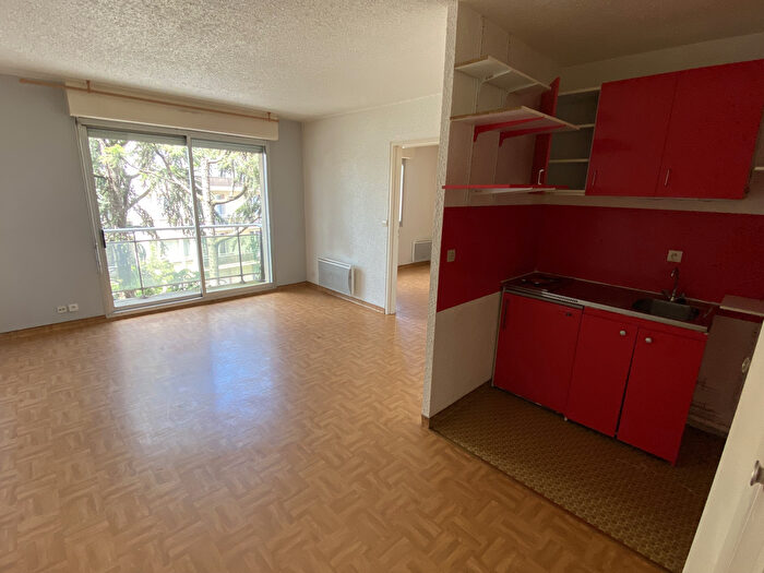 Appartement à louer - Rodez, Gare, Le Faubourg - 2 pièces - 1 chambre