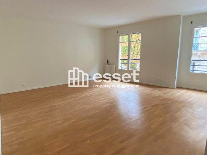 Appartement à louer - Saint Lambert, Paris ème arrondissement - 3 pièces - 2 chambres