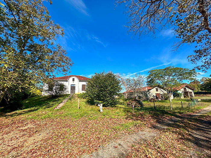 Maison à vendre - Larrivière-Saint-Savin - 8 pièces - 6 chambres