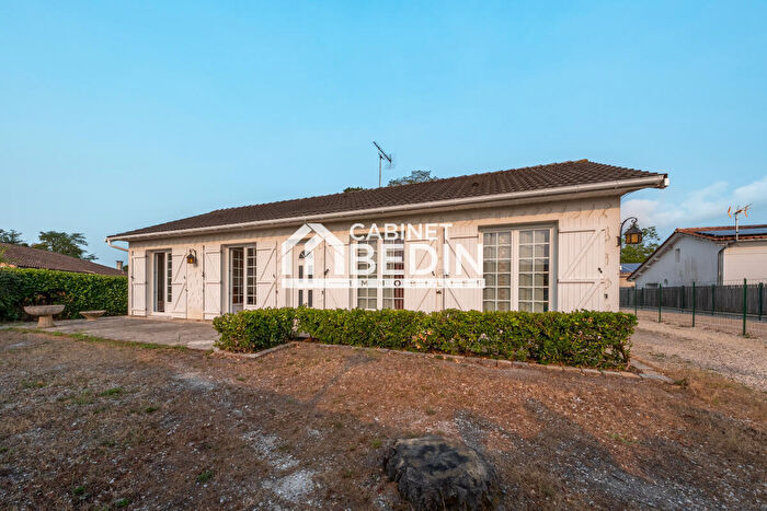 Maison à louer - Saint-Médard-en-Jalles - 4 pièces - 3 chambres