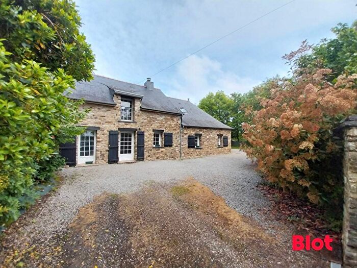 Maison 5 pièces à Bain-de-Bretagne, à louer