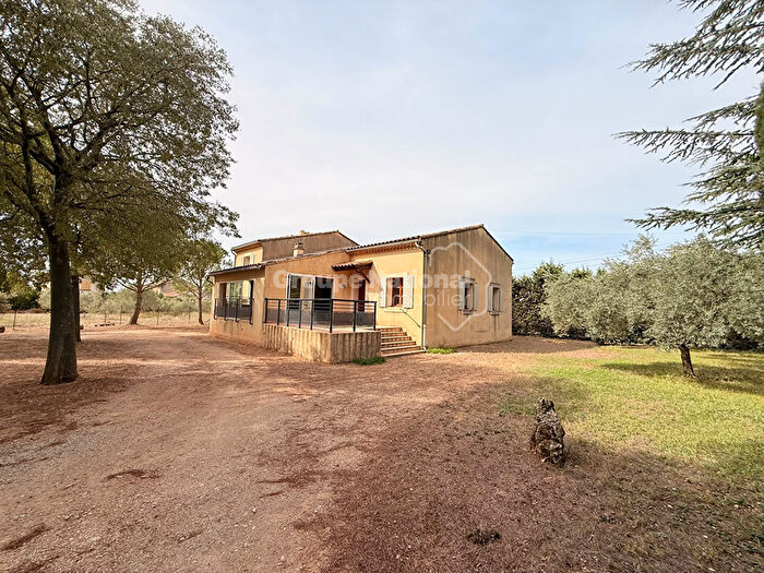 Maison 4 pièces à Pernes-les-Fontaines, à louer