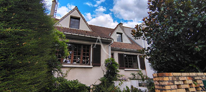 Orsay, Centre-ville : Maison 6 pièces à louer