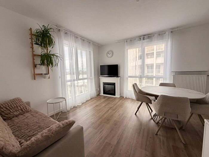 Appartement à louer - Bordeaux - 3 pièces - 2 chambres