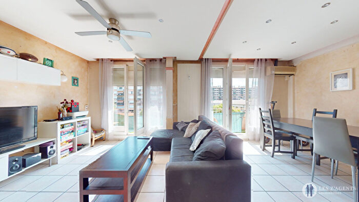 Appartement à vendre - Échirolles, Bayard, La Luire, Vicose, Comboire - 5 pièces - 3 chambres