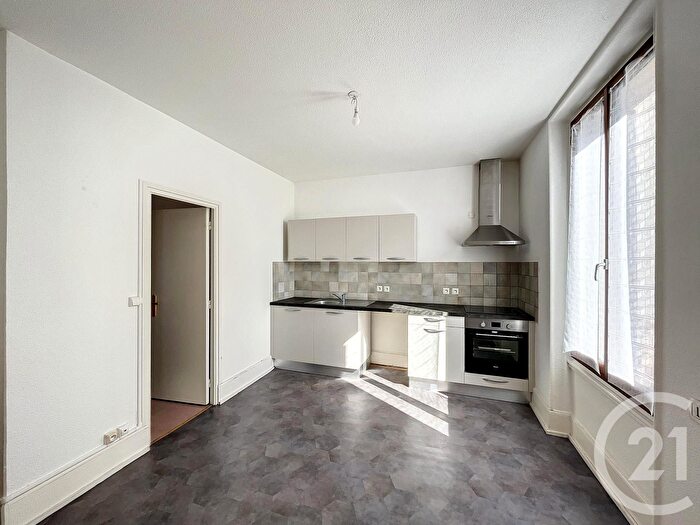 Châtel-Guyon - Appartement 4 pièces à louer