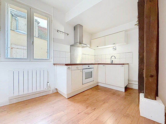 Appartement à vendre - Chartres, Centre-ville - 2 pièces - 1 chambre