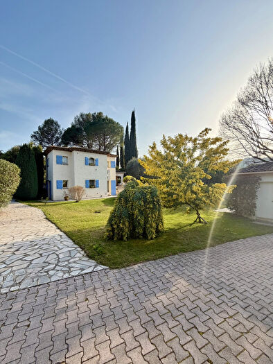 Maison à vendre - Auribeau-sur-Siagne - 7 pièces - 5 chambres