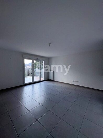 Appartement à louer - Champfleuri, Clermont Ferrand - 3 pièces - 2 chambres