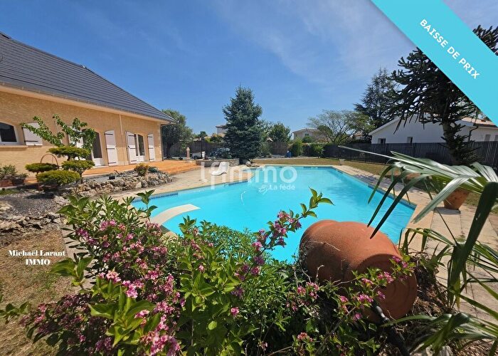 Saint-Médard-en-Jalles : Maison 11 pièces à vendre