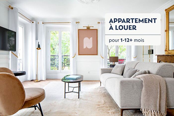 Appartement à louer - Saint Philippe du Roule, Paris ème arrondissement - 2 pièces - 1 chambre