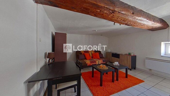 Appartement à louer - Centre Ville, Mâcon - 1 pièce