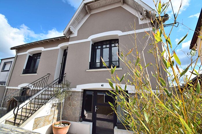 Maison à vendre - La Montagne - 5 pièces - 3 chambres