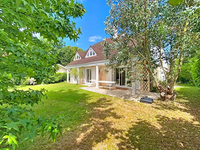 Maison 6 pièces à vendre à Guyancourt, Le Pont du Routoir