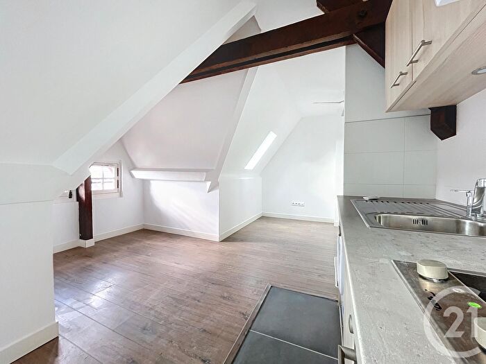 Appartement 1 pièce à Moret-sur-Loing, à louer