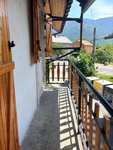 Maison 4 pièces à louer à Saint Sigismond, Albertville