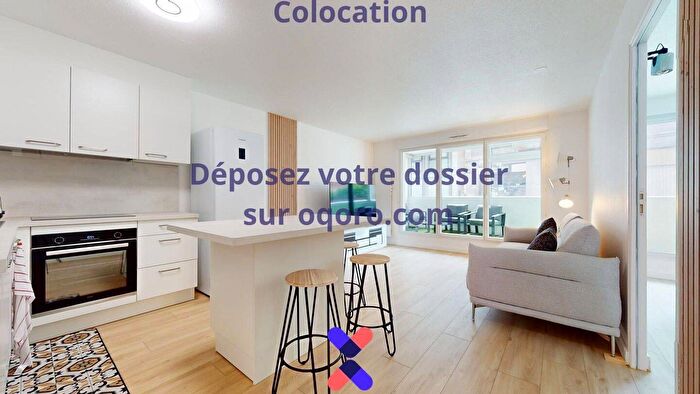 Appartement à louer - Centre, Annemasse - 4 pièces - 3 chambres