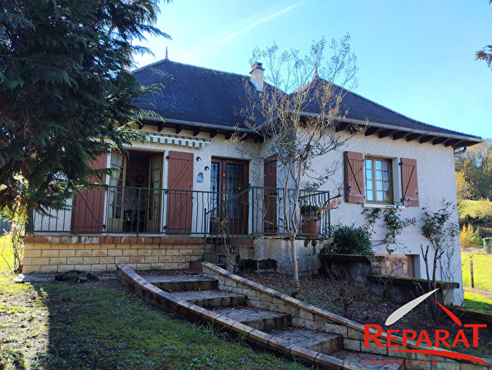 Maison à vendre - Saint-Aulaire - 4 pièces - 3 chambres