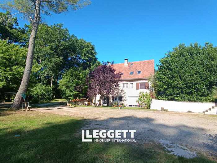 Champcevinel : Maison 13 pièces à vendre