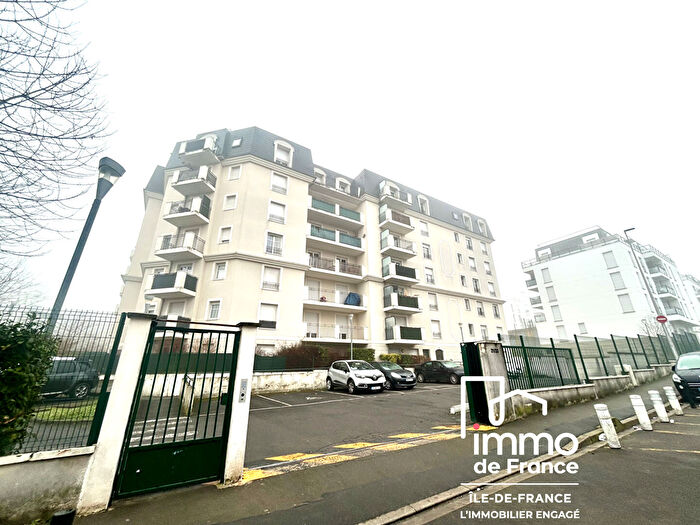 Appartement à louer - Villemomble, Plateau dAvron, Mairie - 3 pièces - 2 chambres