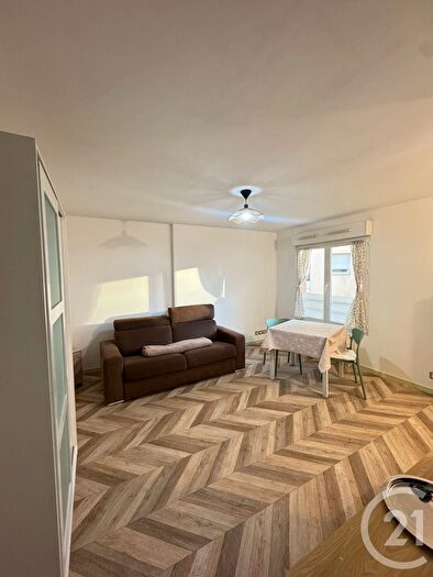 Appartement à louer - Brétigny-sur-Orge, Centre-ville - 1 pièce