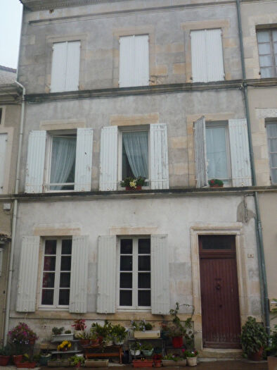 Maison à vendre - Monclar - 7 pièces - 5 chambres