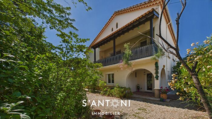 Maison à vendre - Pézenas - 8 pièces - 6 chambres