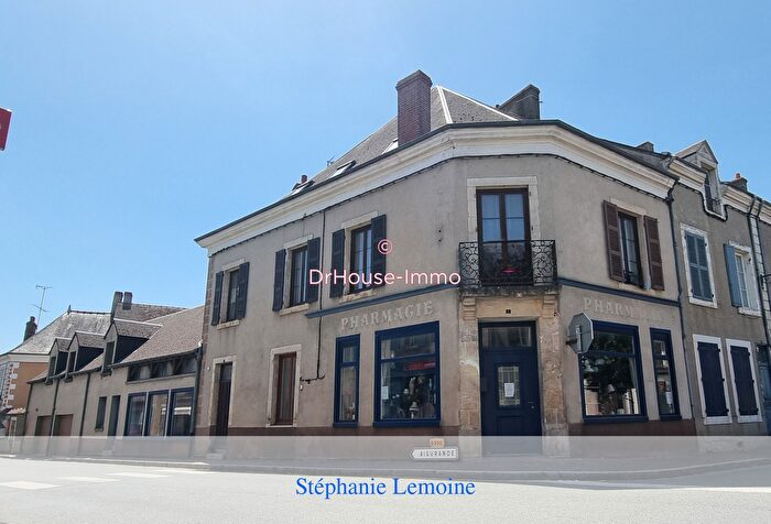 Maison 8 pièces à vendre à Cluis