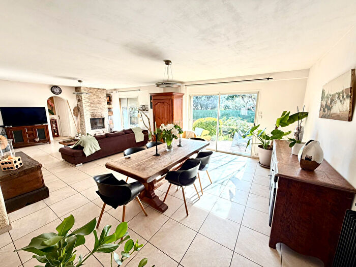 Maison à vendre - Hyères, Pyanet - 4 pièces - 3 chambres